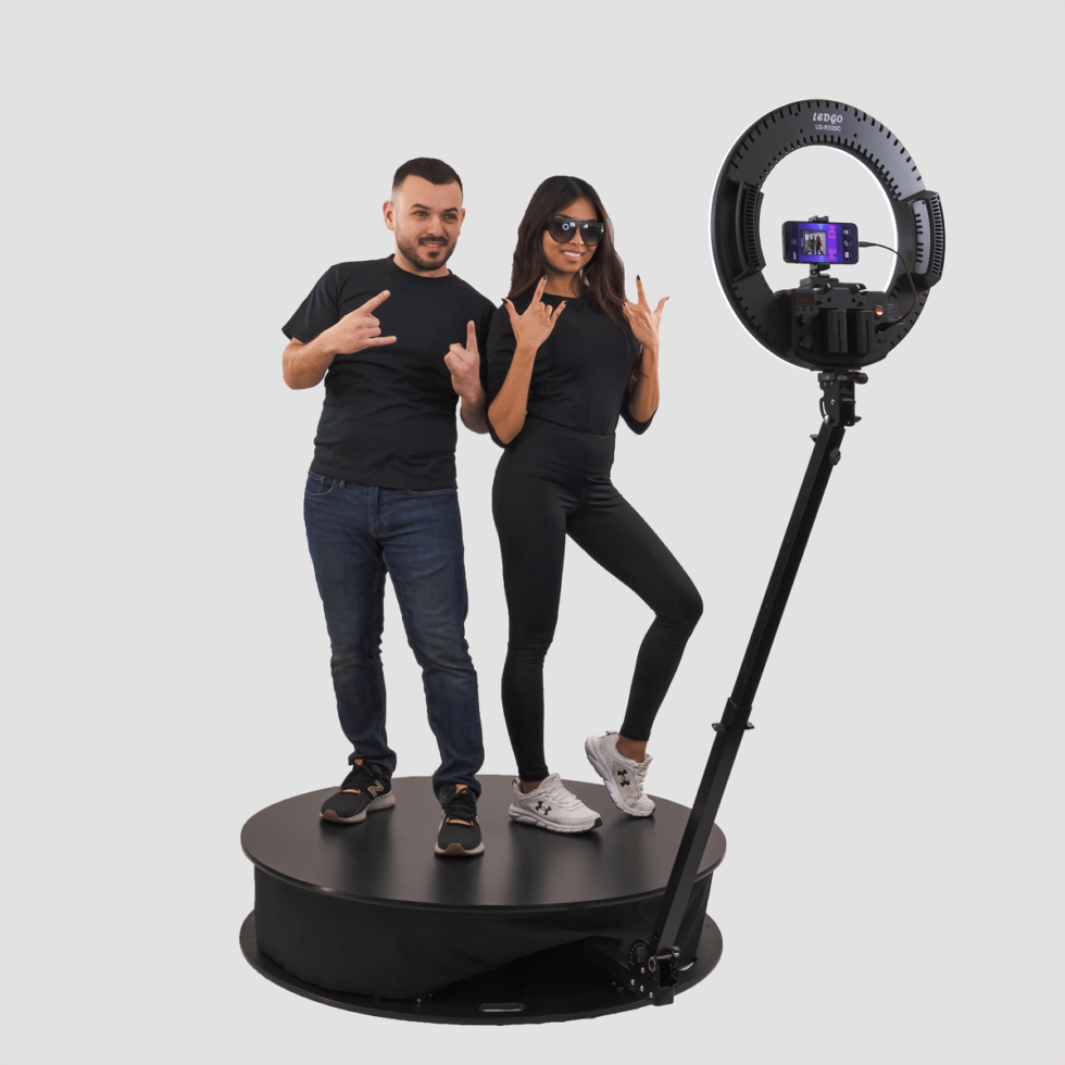 360 Video Photo Booth: How It Works and Why Your Corporate Event Needs It ...